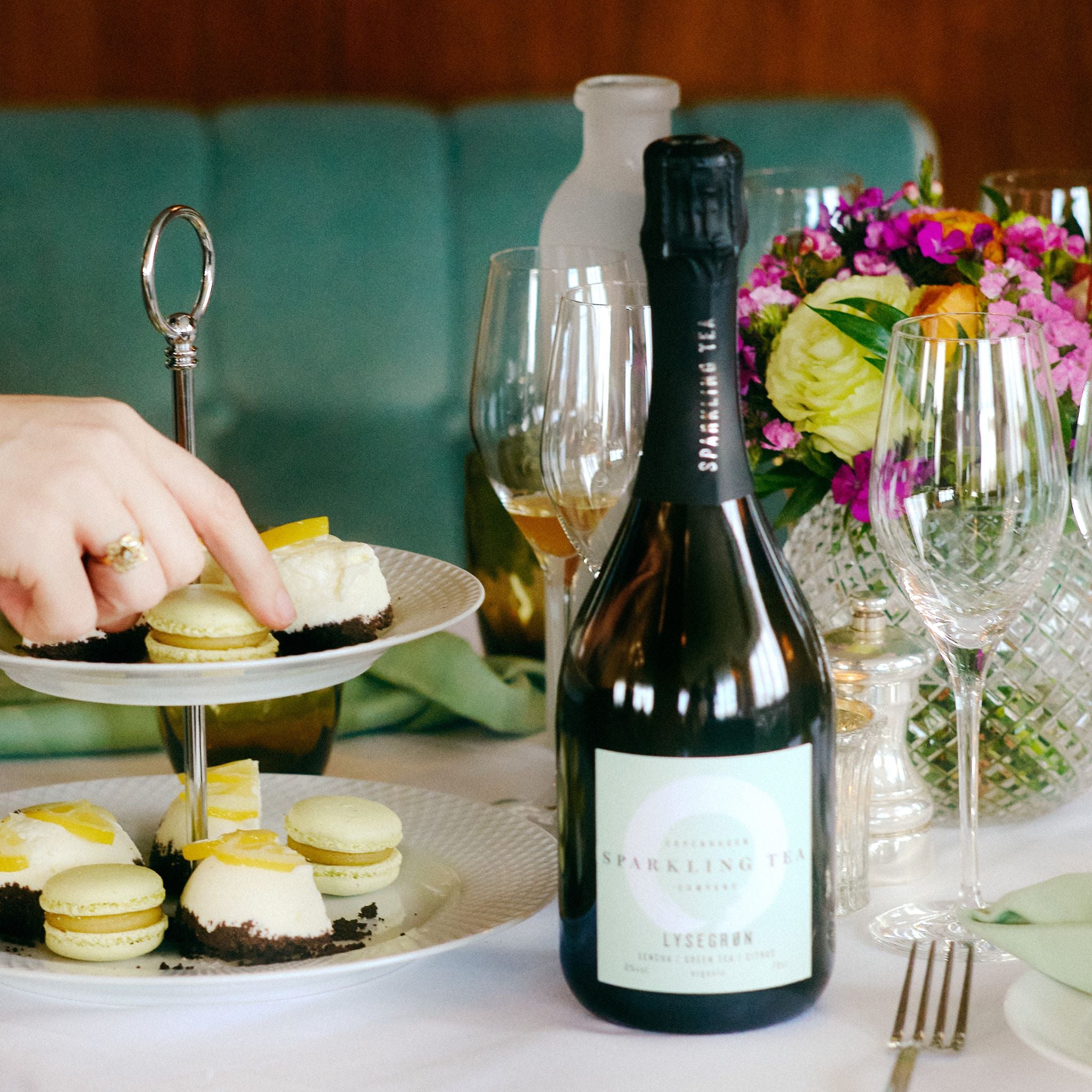 Alcohol-free sparkling Tea - Sparkling Tea Blå – World of NIX